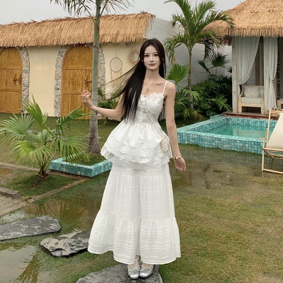 3MER蕾丝拼接吊带连衣裙两件套