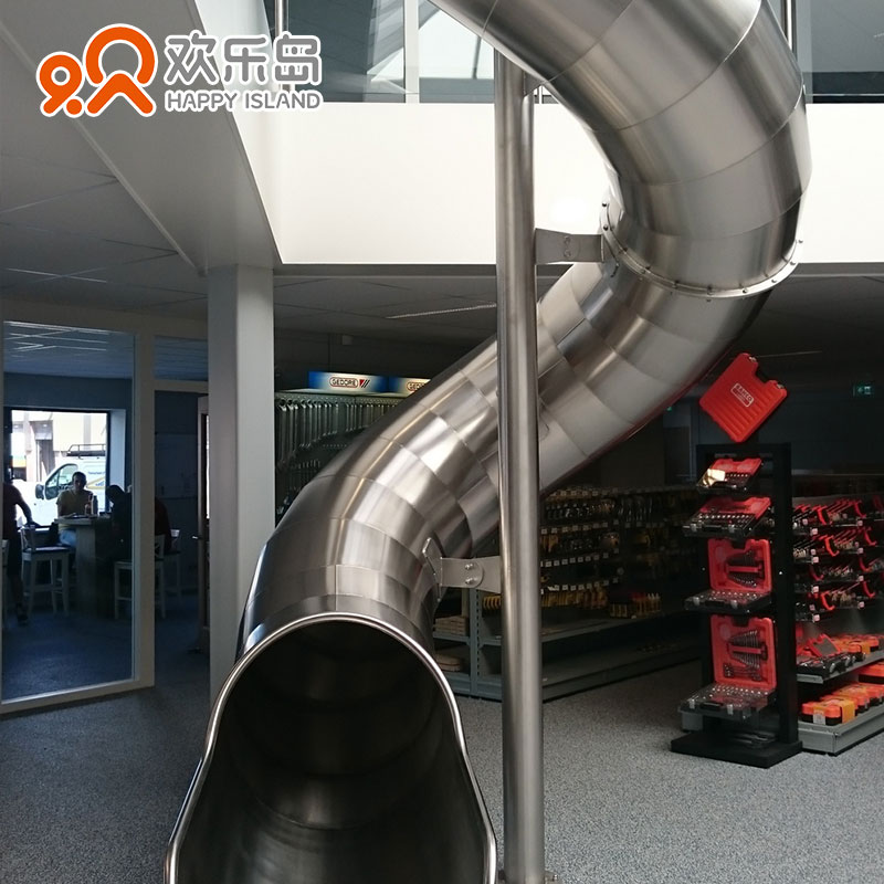 不锈钢滑梯厂家定做商场大型半透明不锈钢旋转滑梯设计游乐设备