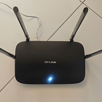 TP-LinK TL-WDR5620千兆路由器