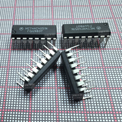 74HC4051芯片逻辑电路集成电路