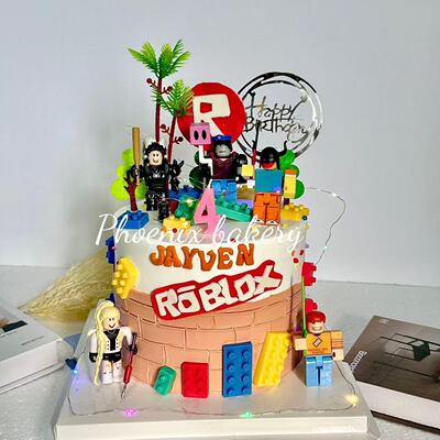 网红男孩roblox虚拟世界小积木蛋糕装饰森系儿童生日烘焙装扮摆件