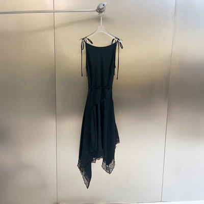 BBLY欧洲站小众英伦风性感露气质长裙绑带缎面徽标蕾丝吊带连衣裙