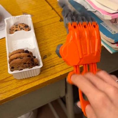 3d机械手爆款潮玩创意解压机器人手掌儿童玩具成品便携式手掌便宜