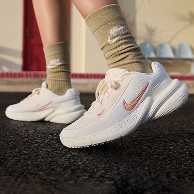 nike耐克秋季女鞋UPLIFTS