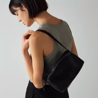 现货买手店FACADE PATTERN 25新款复古小众斜挎手提单肩腋下包