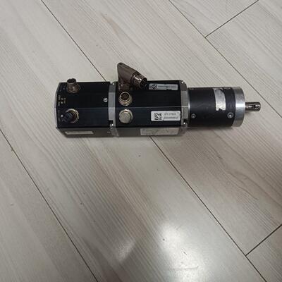 300030A02-0001 伺服电机 德恩科 工业工控自动化配件议价维修