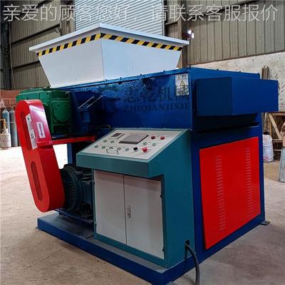 单旧衣 服料绞碎机 志布乾1000800轴撕碎机厂家 废塑料剪碎机
