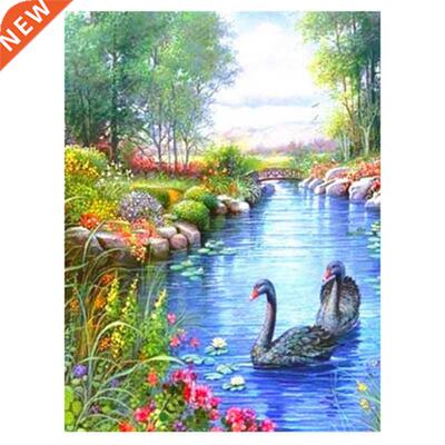 Ugly Duckling Round Diamond Artist Decorates Walls With Diam