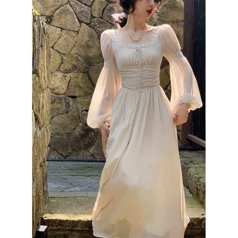 大Eees 空灵琉璃 法式桔梗方领仙女连衣裙4.9晚8点 新品95折
