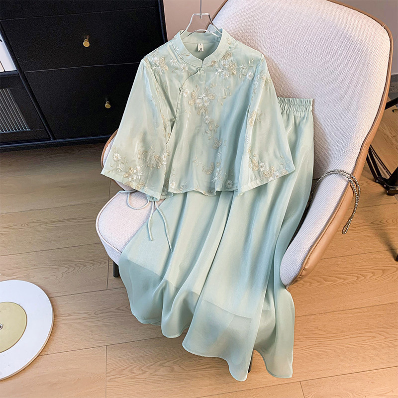 实拍新中式古风气质女装刺绣立领改良刺绣旗袍汉服茶服裙子套装