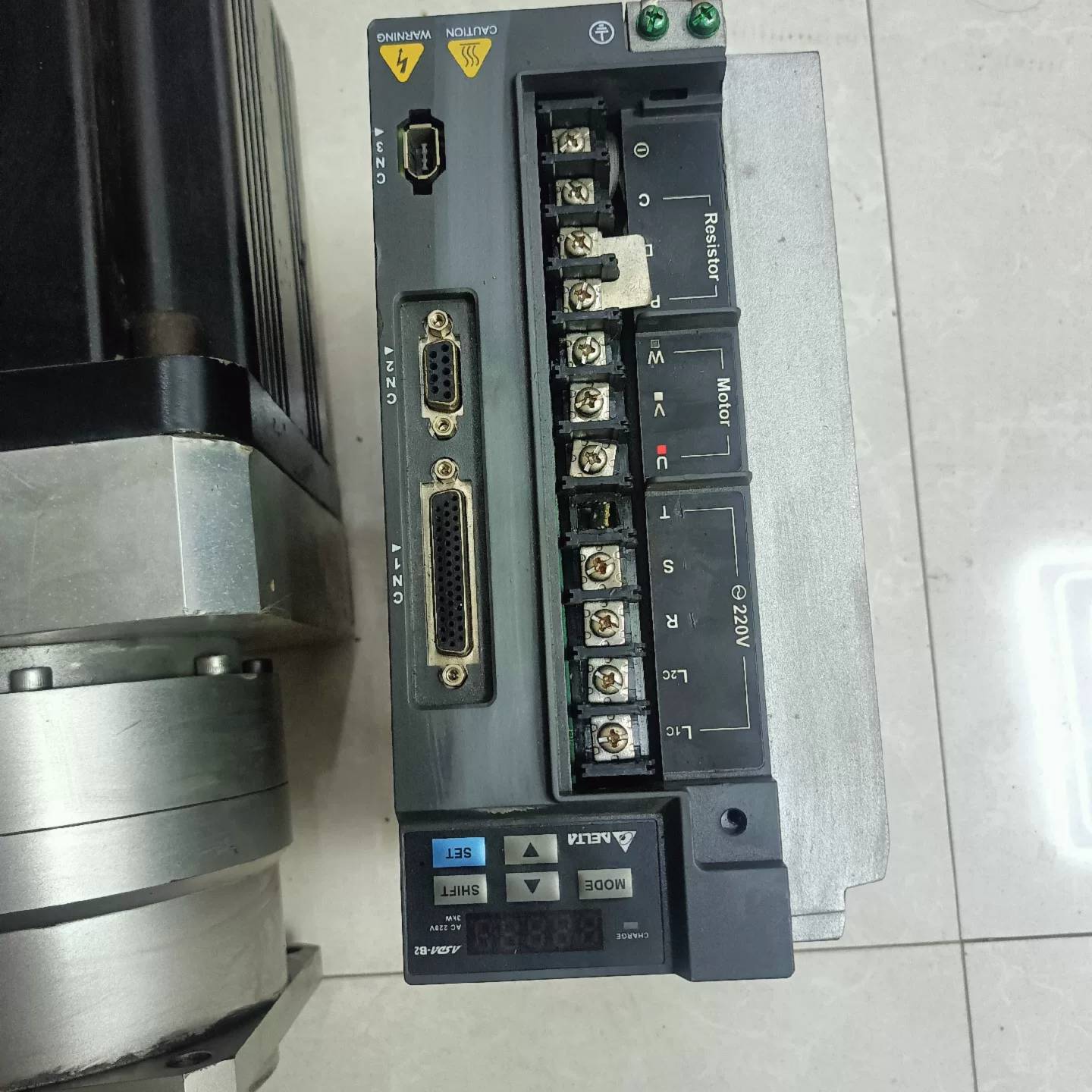可维修3KW伺服驱动器套装ASD-B2-3023-B议价
