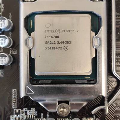 可维修I7 6700 CPU 2个 成色 研华工控机的 肯议价