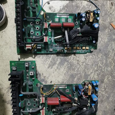 议价安川G7系列11kw 15kw变频器驱动板ETP617264可维修