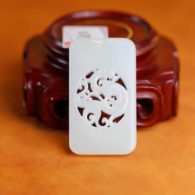 久龙玉器特价天然和田玉玉龙河吊坠和田玉挂件必定成龙22.42