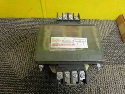 SQUARE D 9070T1000D1 1KVA PRI: 220/480V SEC: 120V 进口变压器