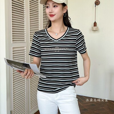 雅姿赏色珊瑚花2026夏季新款上衣大码显瘦宽松修身百搭t恤衫71041