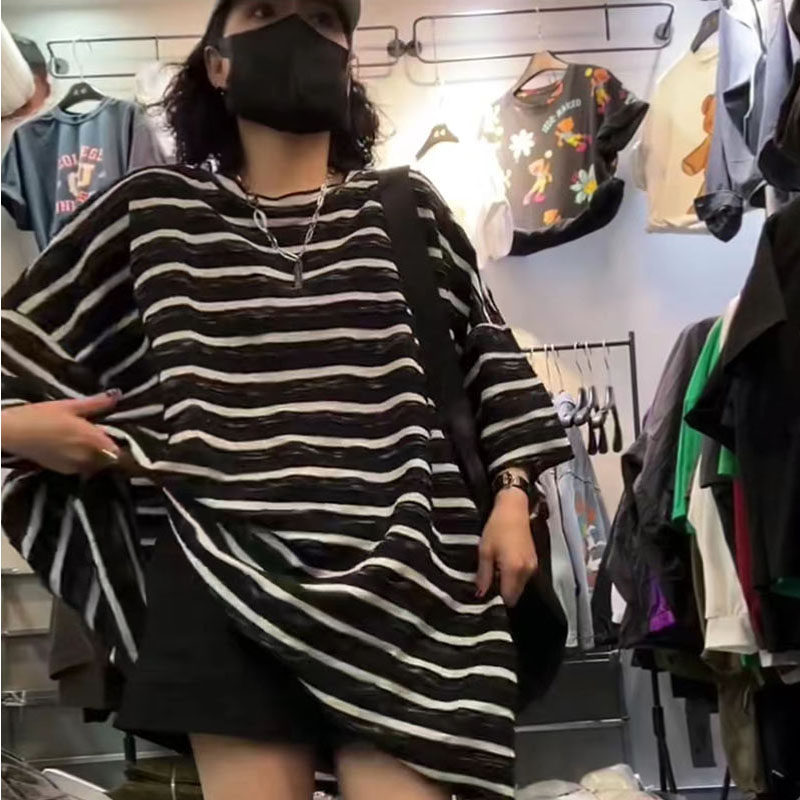 短袖女上衣时尚气质t恤青春大码条纹欧大版显瘦胖mm宽松遮肚洋气