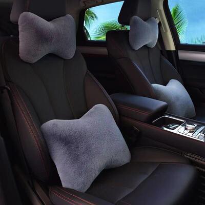 Car velvet pillows with a pair of neck lids with a back guar