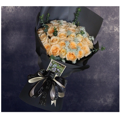 岫岩县世纪商厦富源广场站前大街城东路鲜花店母亲节速递玫瑰花束