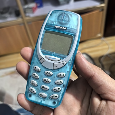 诺基亚 3310 复刻三网通4G 黑白屏 备用机 戒网神器