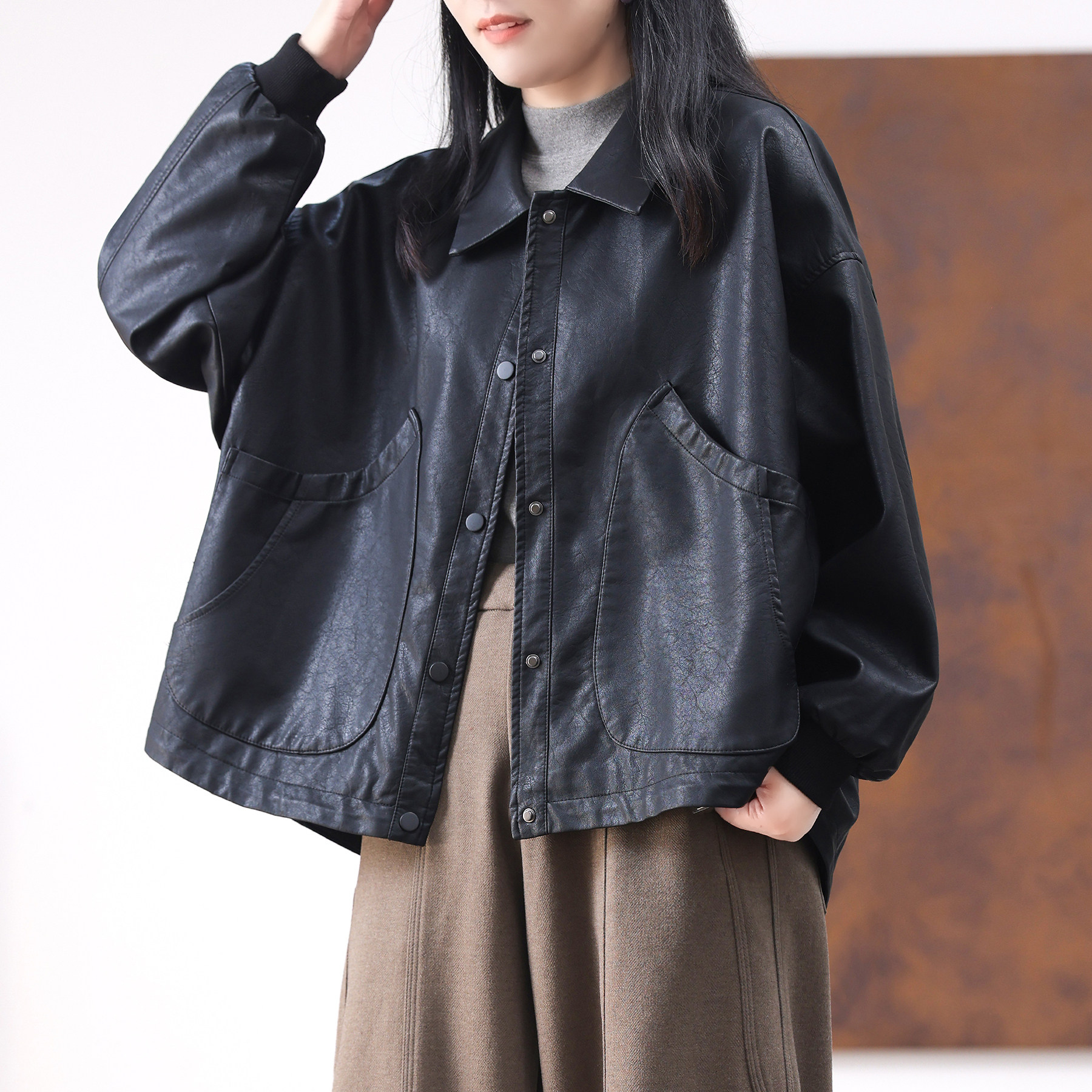 绿素棉复古大口袋PU皮皮衣女装非真皮春秋宽松大码皮夹克外套2026