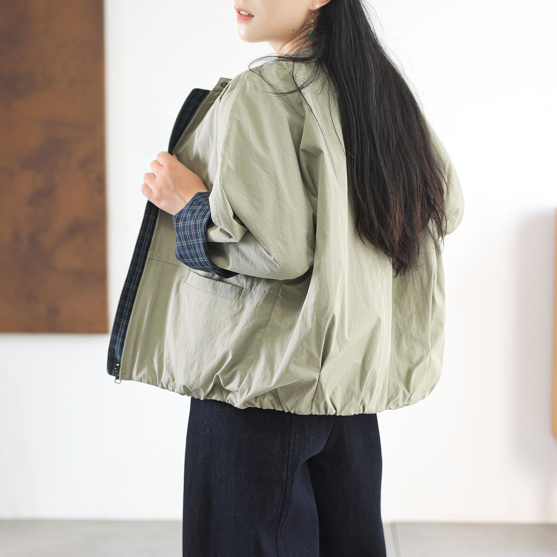 工装风双面穿夹克女 秋装复古中性 宽松运动风松紧下摆短外套大码
