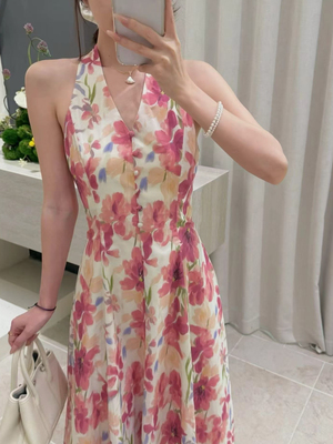 【现货】26夏法式名媛V领修身显瘦度假风女夏甜美减龄印花连衣裙