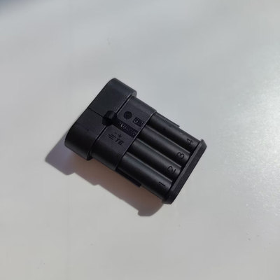 TE泰科连接器282106-1282088-1