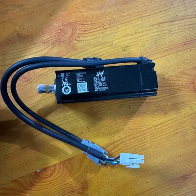 议价:伺服电机 SGMMS-01ADC6E