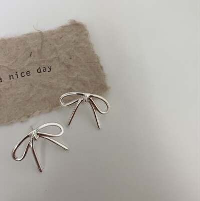 爆款甜美可爱蝴蝶结耳钉女优雅简约灵动时尚个性百搭耳环耳饰
