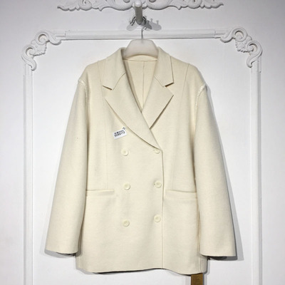 录系列 8338S112 时尚西装外套品牌女装折扣颦薪