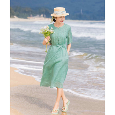 文艺刺绣中长款系带连衣裙