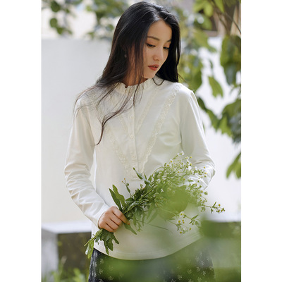 文艺女装2022设计感长袖木耳边