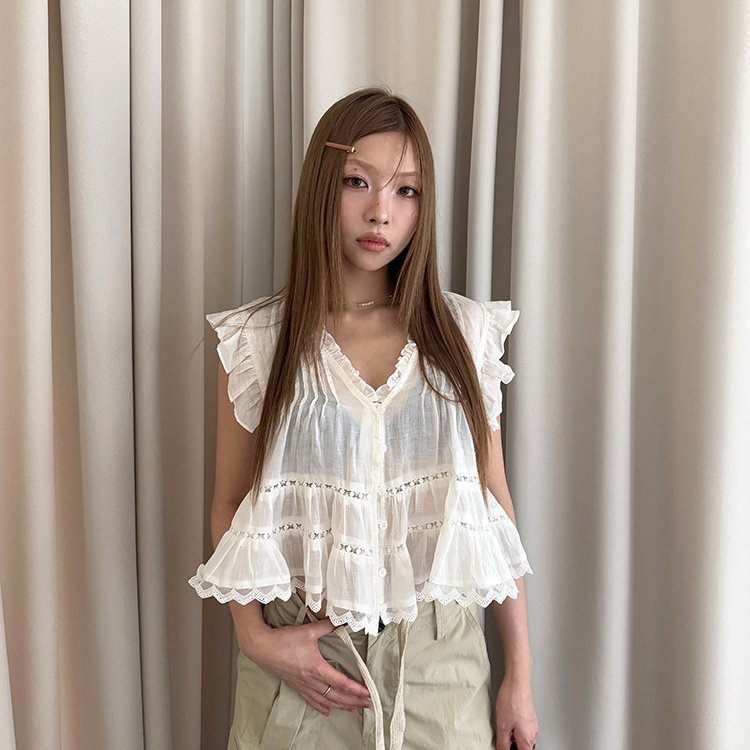 已出货 法式荷叶边蕾丝花边衬衫夏季新品显瘦小衫 女