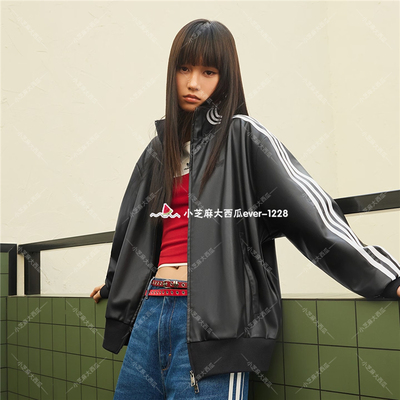 adidas三叶草宽松仿皮夹克外套