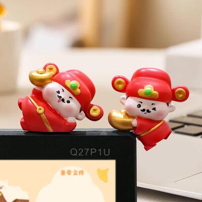 Ill show you the screen decorations from the front desk of