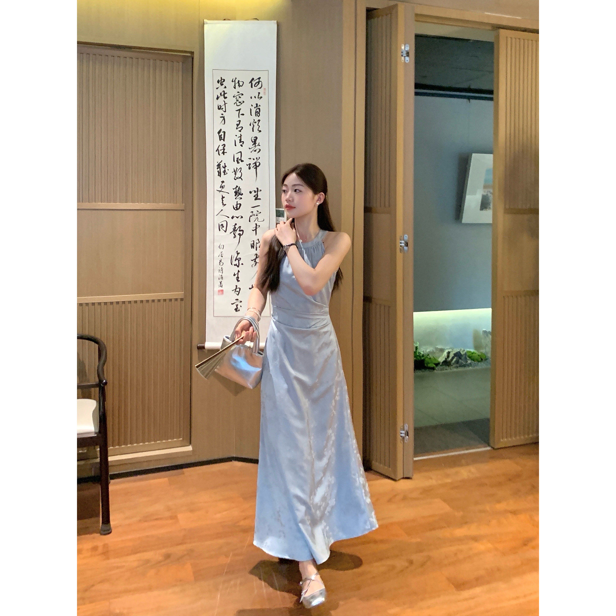 切糕自制小个子夏季长版好看裙子女新款白色新中式旗袍挂颈洋装