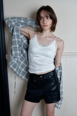 wearable Amy韩代 26早春 东大门 纯色蕾丝 吊带背心带胸垫 修身