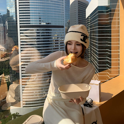 温润姐姐半透渐变针织套装