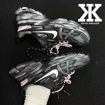 Nike耐克男女同款低帮跑步鞋