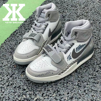 Nike耐克男中帮石英涂鸦篮球鞋