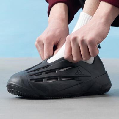 adidas阿迪达斯透气男女套脚