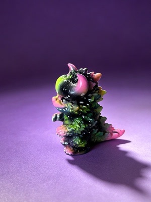 Kasla‑Mini 星云配色｜5cm 迷你Sofubi软胶潮玩 3款表情可选