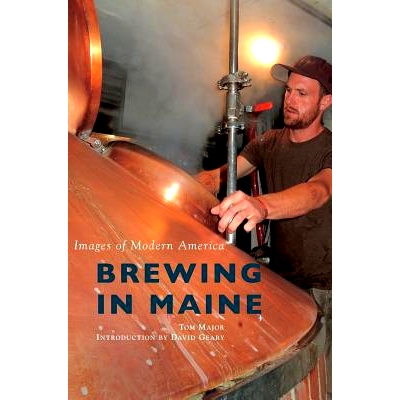 预订 Brewing in Maine: 9781531698690