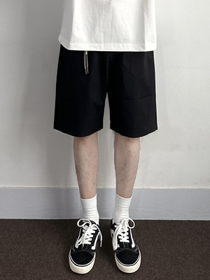 WHICHONE宽松机能五分直筒裤