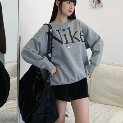 耐克Nike女宽松加绒保暖圆领卫衣