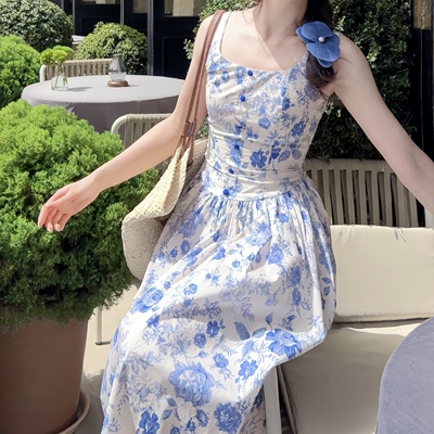 乔与乔伊 青花瓷 蓝色印花U领连衣裙