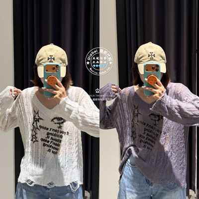 MOUSSY26秋做旧V领破洞针织衫女