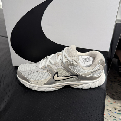 耐克男女休闲鞋运动跑步鞋