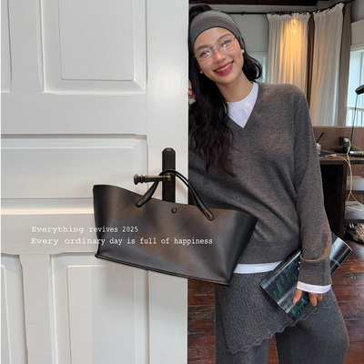 洋气新店REDMEMORY狠绝 贵气松弛 高智感M1U系假两件羊毛针织衫